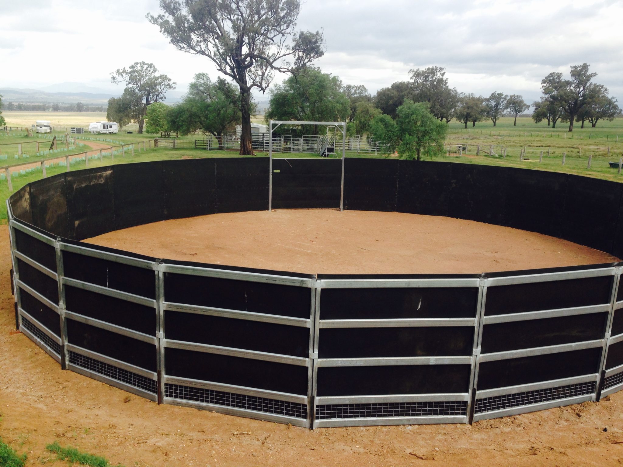 Round Yards – Stephen Irwin